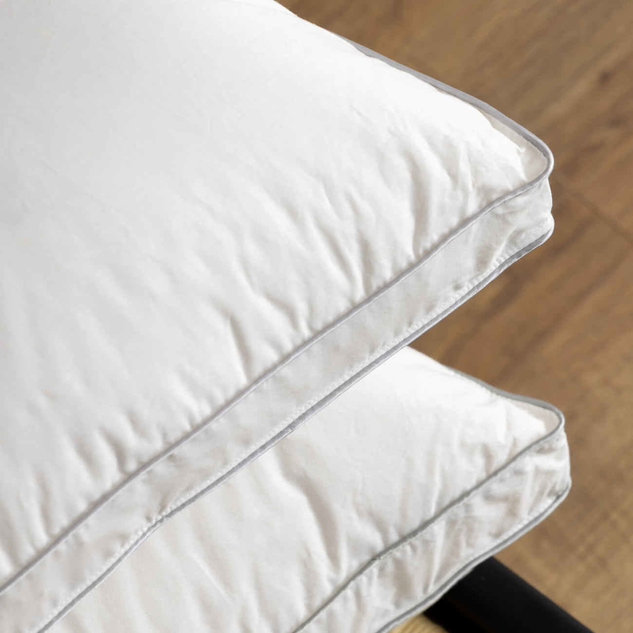 80% Goose Down Standard Pillow - Medium | Soak&Sleep