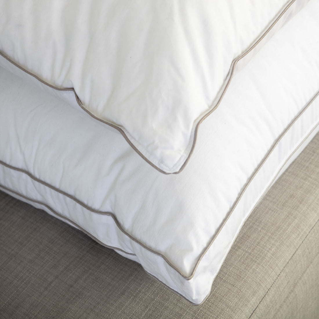 Pillows - Luxurious Bed Pillows for Better Sleep | Soak&Sleep
